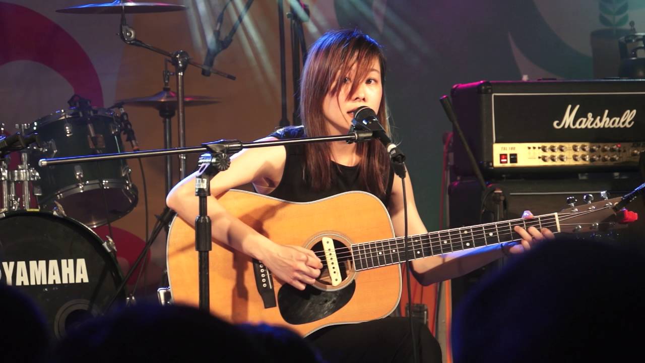 鄭宜農 Enno Cheng-還是會害怕失去你 Still Afraid - YouTube