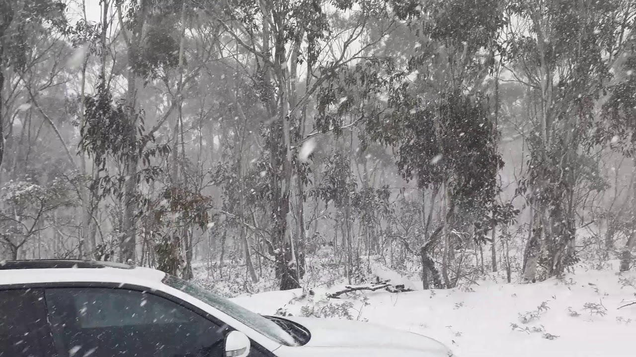 Gurnang snow chase, 11th August 2019 - YouTube