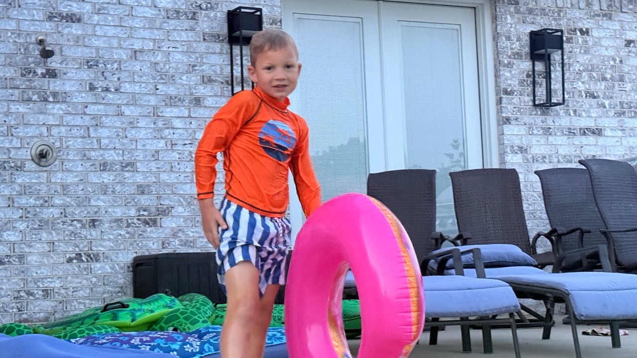 EPIC Pool Tricks with Liam & Evan! 💦💥 - YouTube