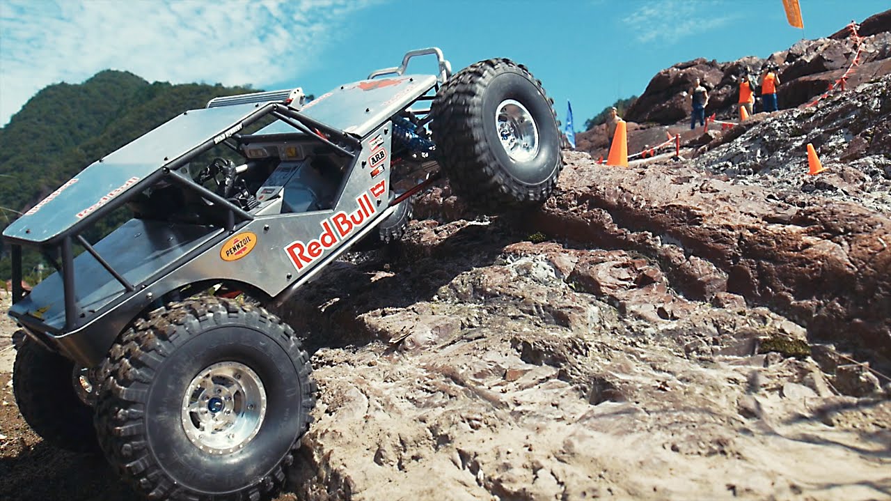 Axial Wraith Rock Crawling_#4 - YouTube
