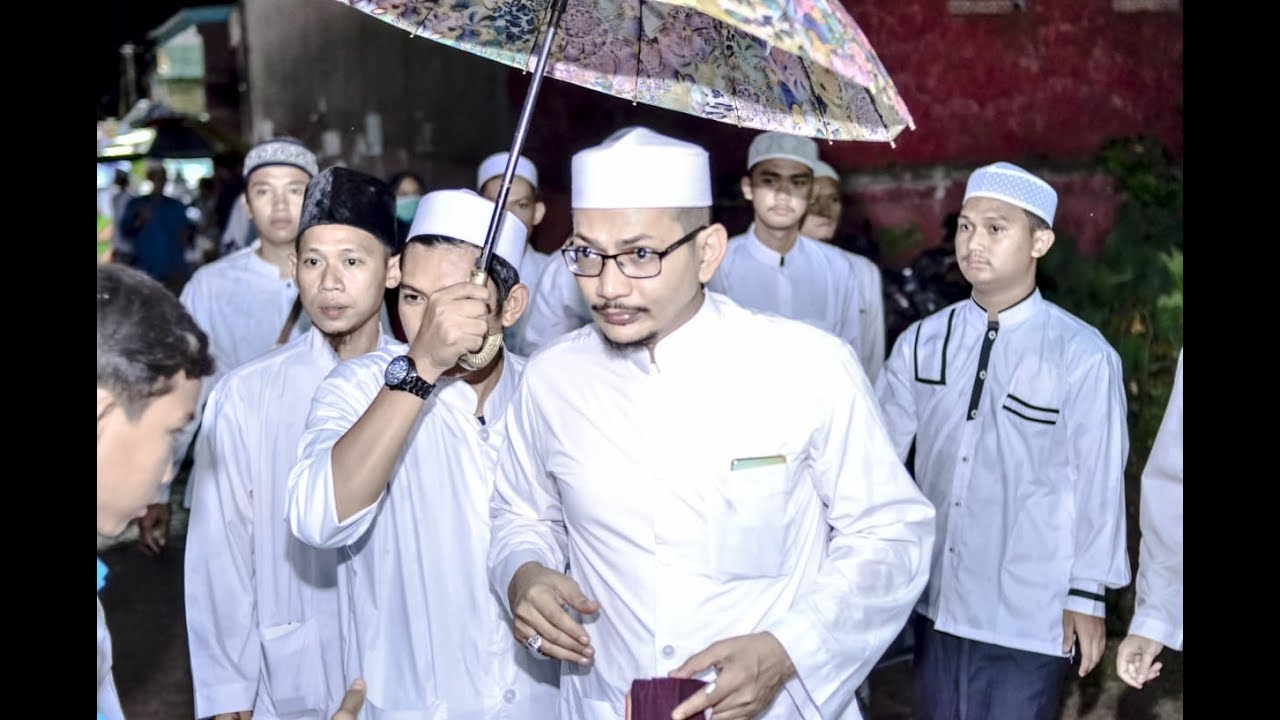 Maulid Nabi Muhammad Habib Abdullah Bin Ali Alatas - YouTube
