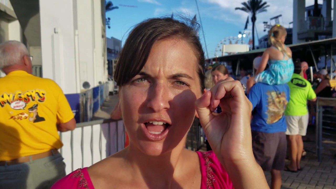 BLUE MARLIN UP CLOSE! - YouTube