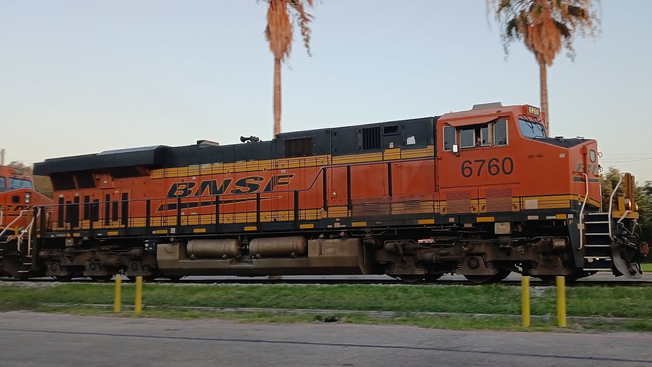 BNSF 6760 leading BNSF 7988 trailing westbound manifest train horn salute - YouTube