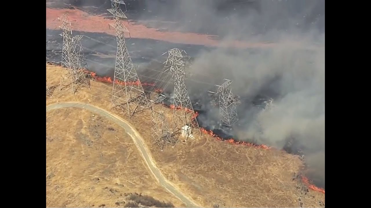 RAW VIDEO: Hale Fire burning in Morgan Hill - YouTube