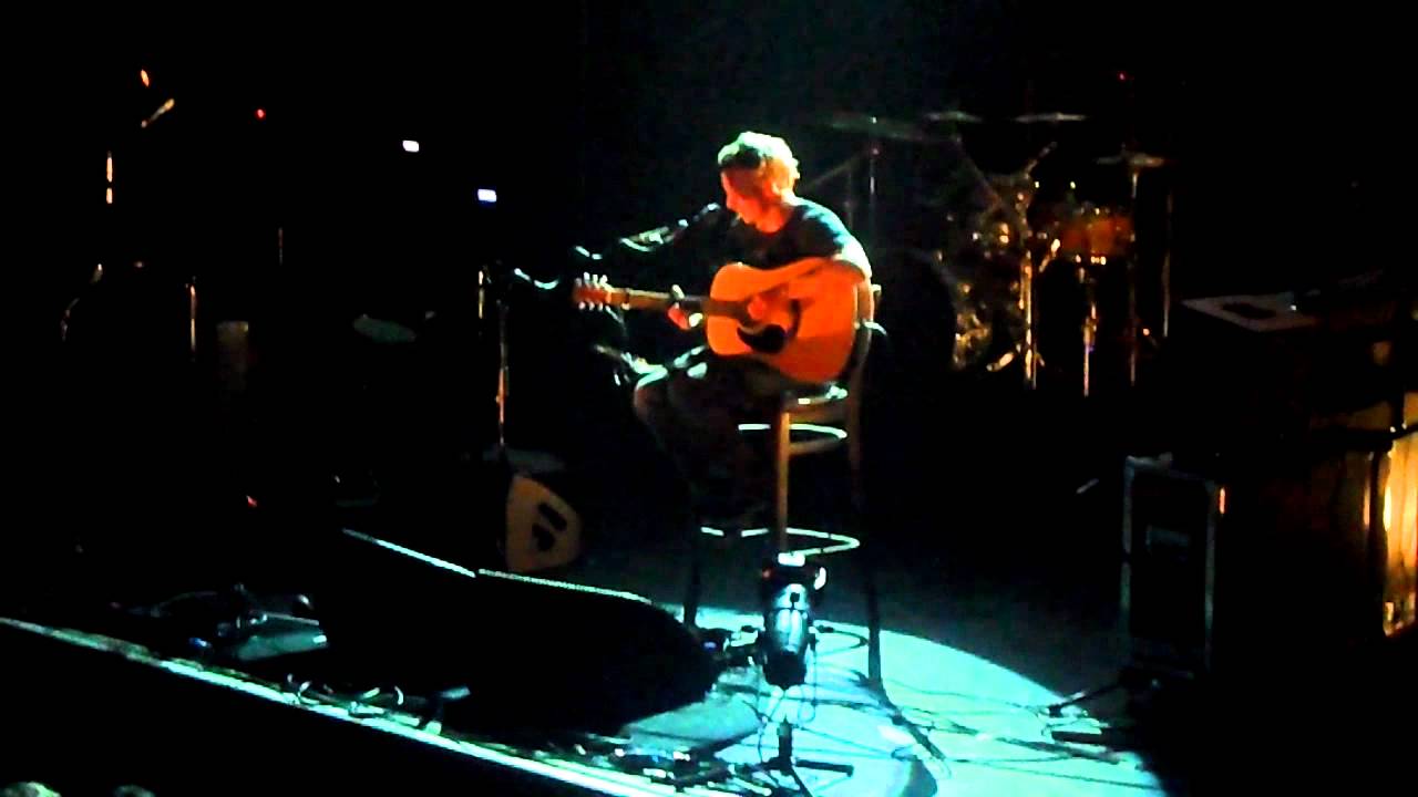 Ben Howard - 'Gracious' live @HMV Ritz, Manchester (18-02-2012) - YouTube