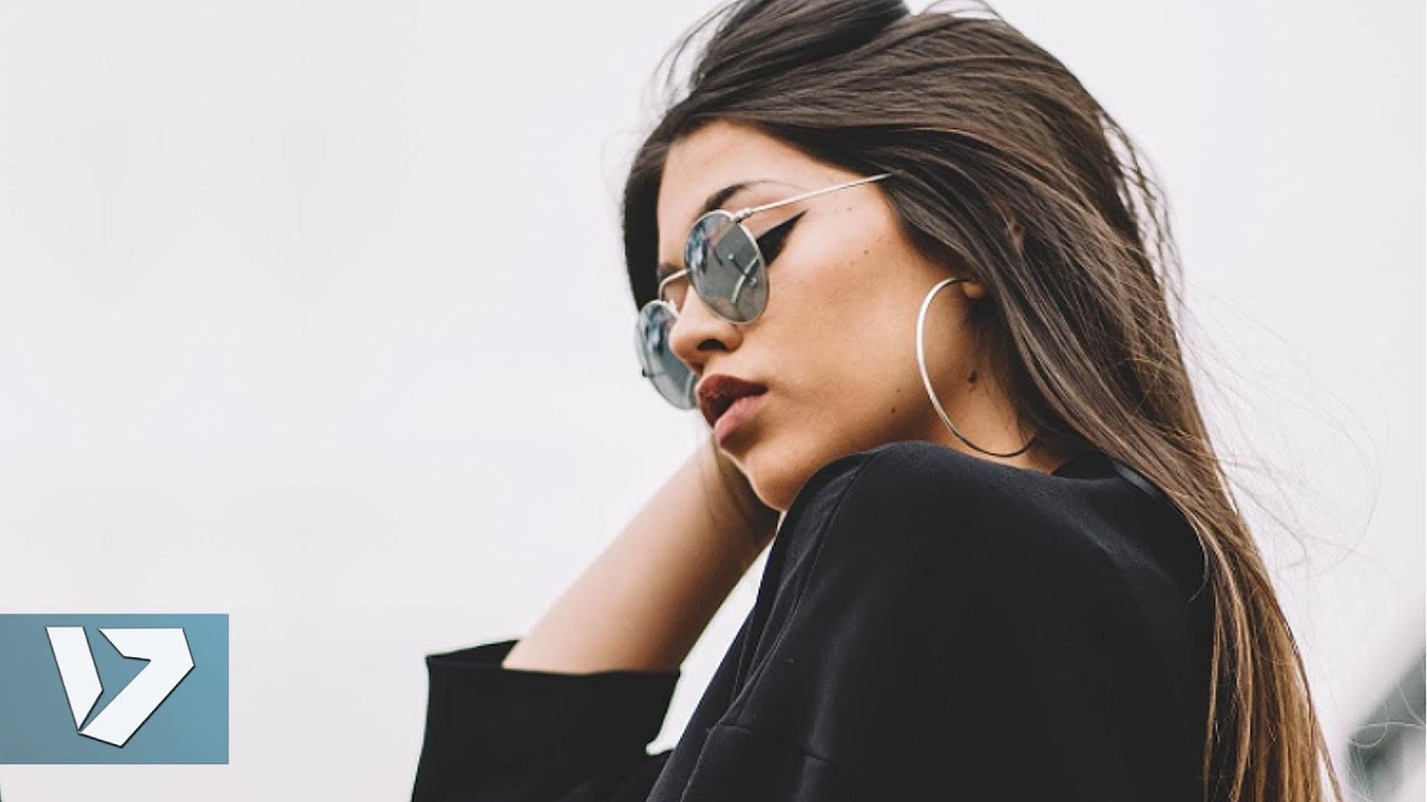 Monoir feat. Alexandra Stan - Save The Night (Victor Saiel Remix) - YouTube