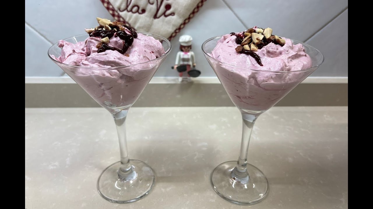 MOUSSE DE FRUTOS ROJOS - YouTube