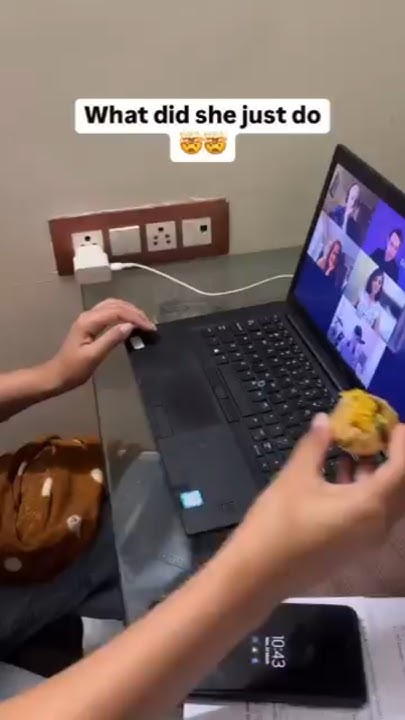 Meri coder sister dekho kya kar rahi😓#trending #coding #program #java #ai #html #css #python # ...