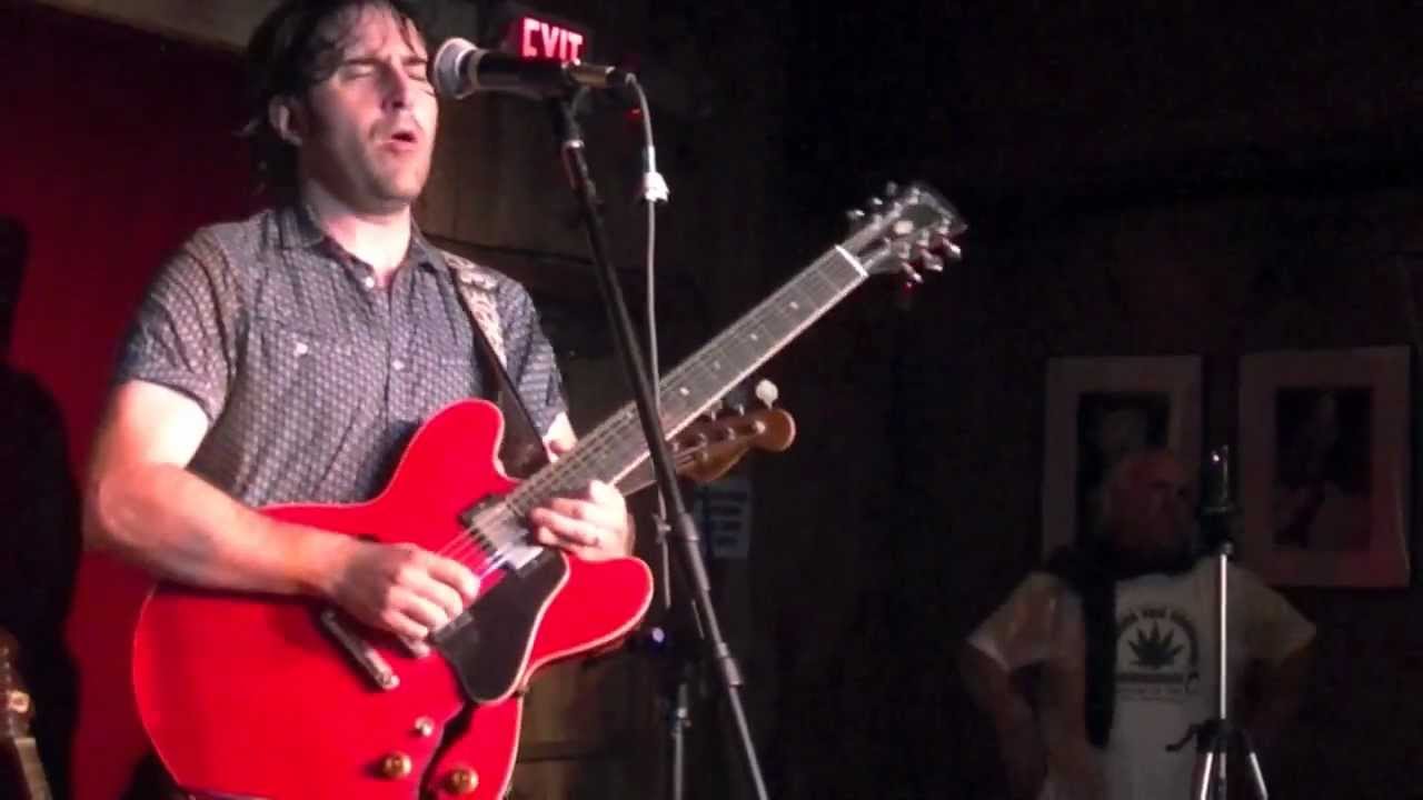 Chris Bergson Band "Dust My Broom" - YouTube