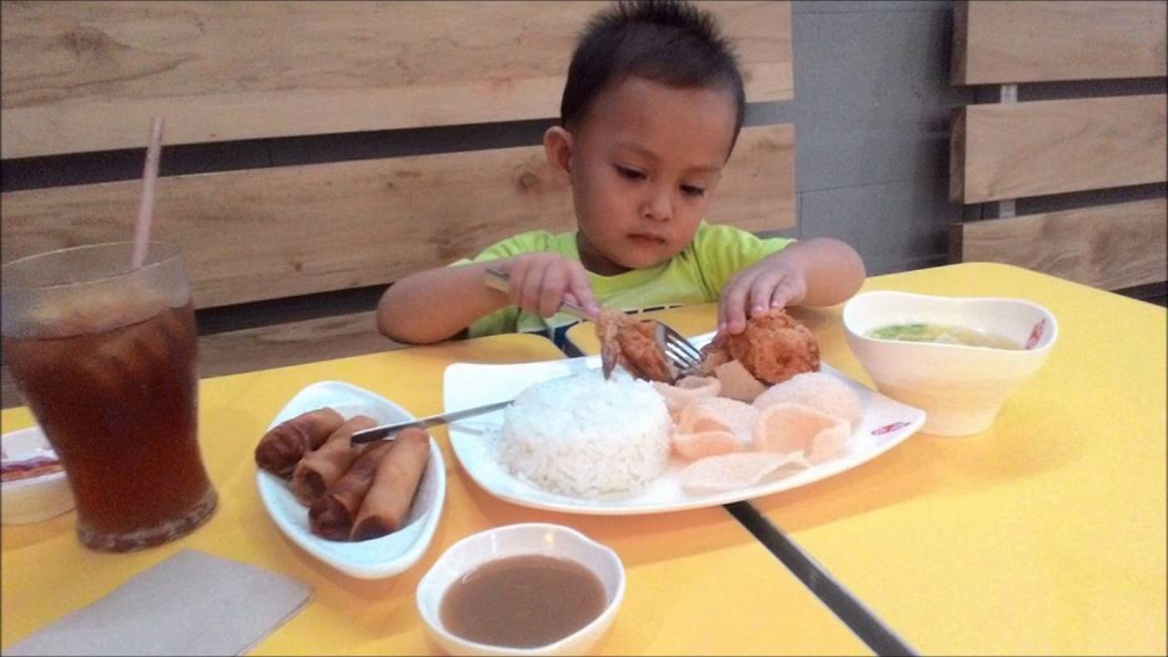 Arzeus Xander Batang may Laban "Bonakid Baby" - YouTube