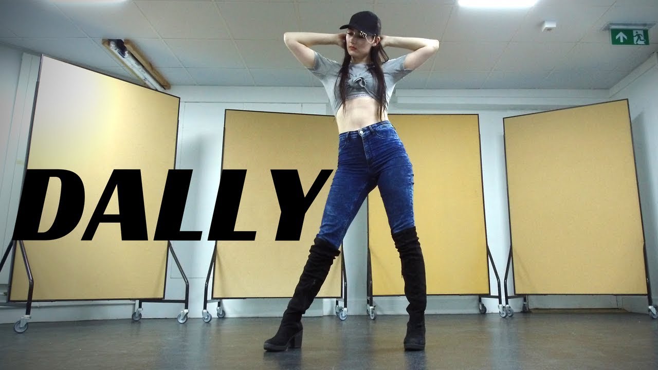 HYOLYN - 달리(Dally) ft.GRAY / Dance Cover by Holly - YouTube