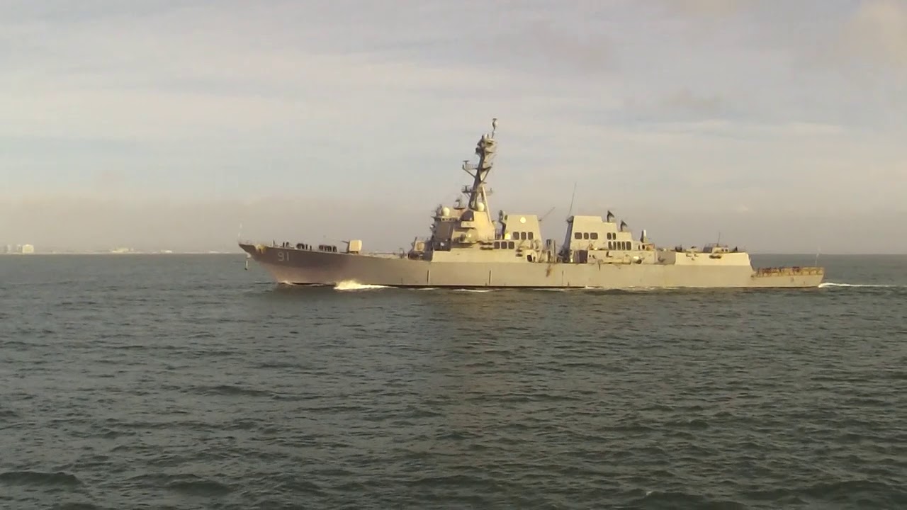 USS Pinckney (DDG91), Inbound San Diego Bay - YouTube