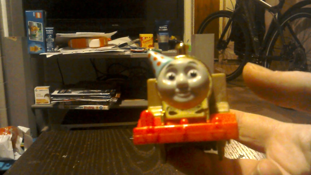 Unboxing Thomas and friends Trackmaster golden Thomas for 2020 - YouTube