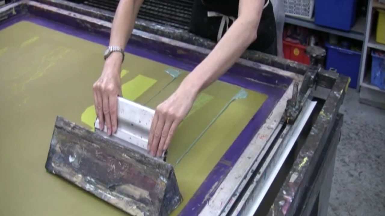 Screenprinting at Edinburgh Printmakers - YouTube