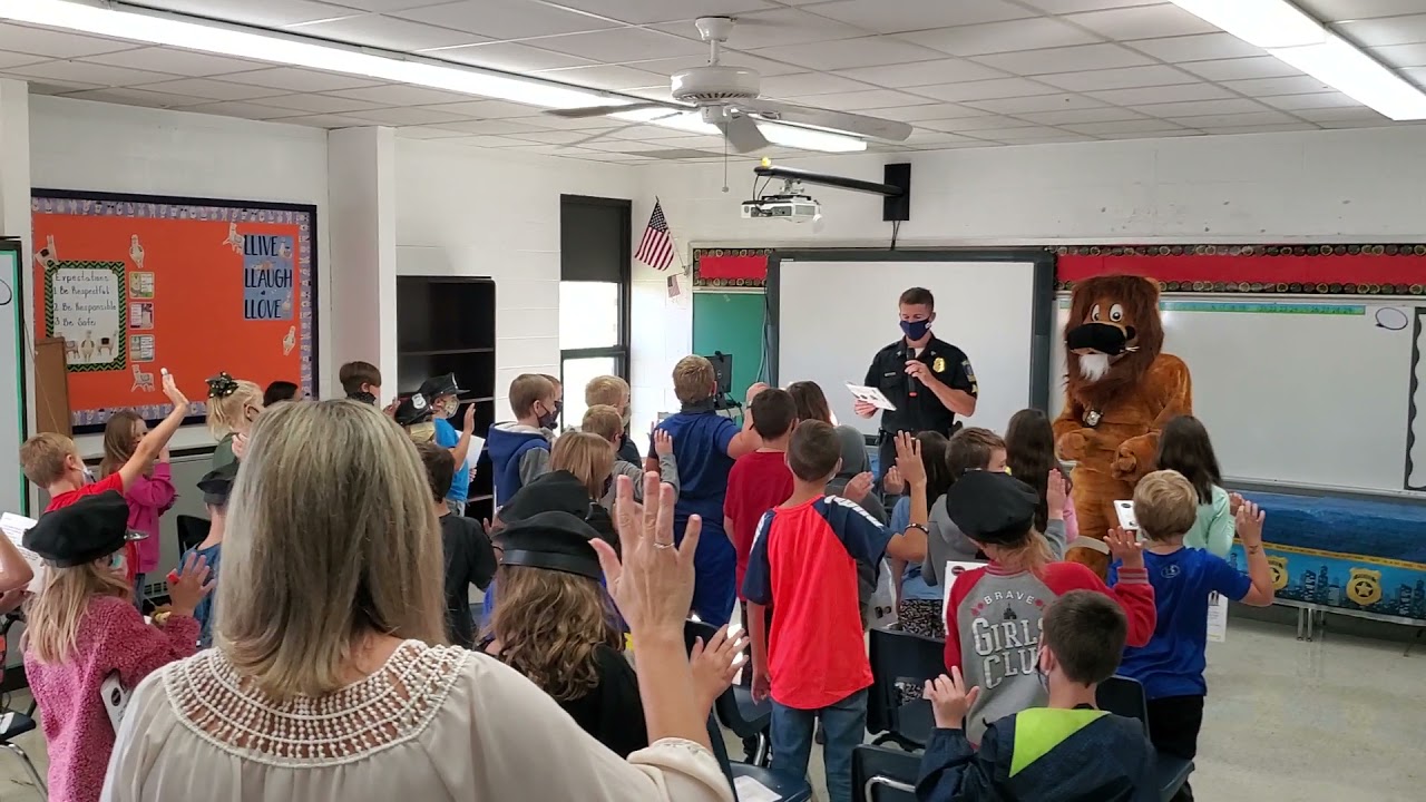 Violence Prevention Leaders take the pledge at Sangamon Valley ...