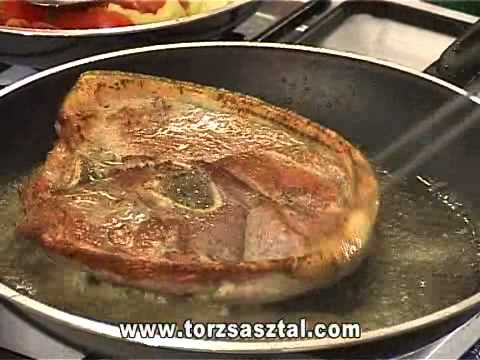 Zöldfűszeres óriás flekken lecsós burgonyával - recept - YouTube