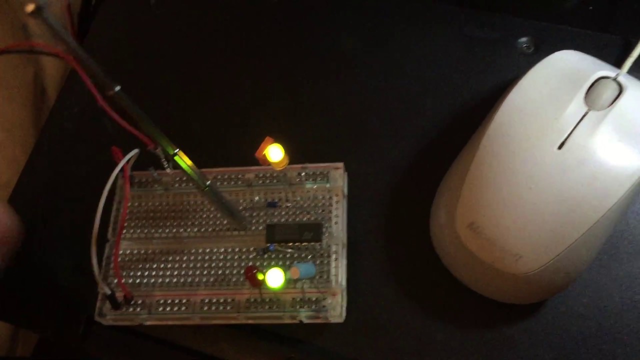 cd4033 emf elf Detector - YouTube