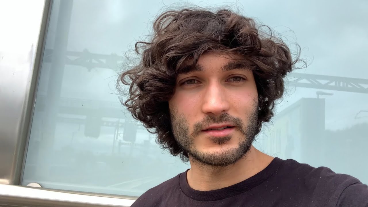 At Swindon station about to go to Reading (Elliot Rai) - YouTube