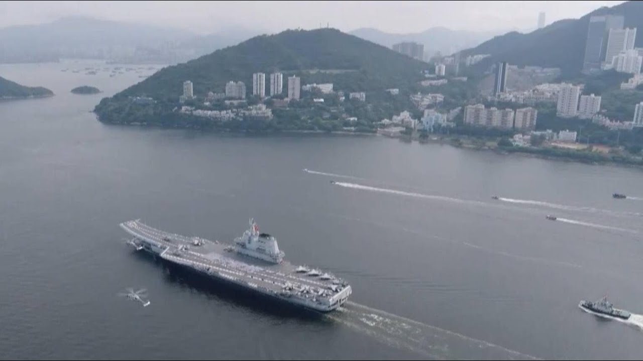 GLOBALink | Naval fleet led by Shandong aircraft carrier starts Hong ...