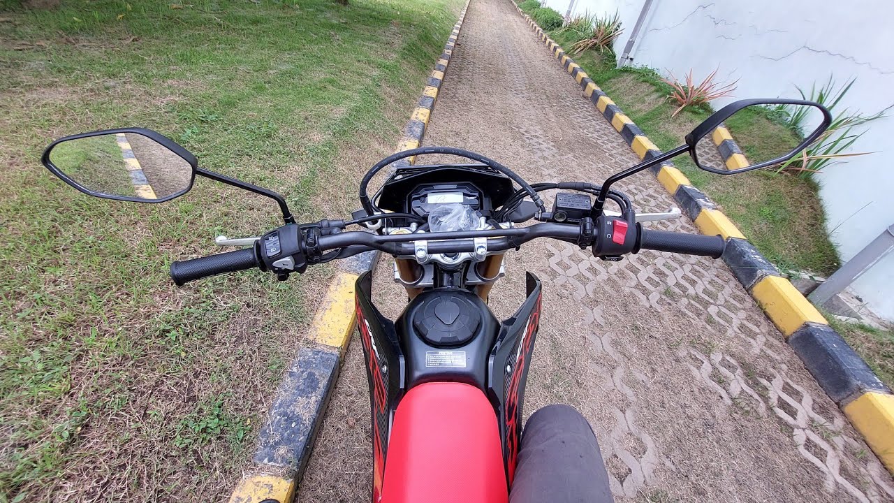 TINGGI 160CM NAIK CRF BISA GAK ? HONDA CRF 150 L HITAM 2023 - YouTube