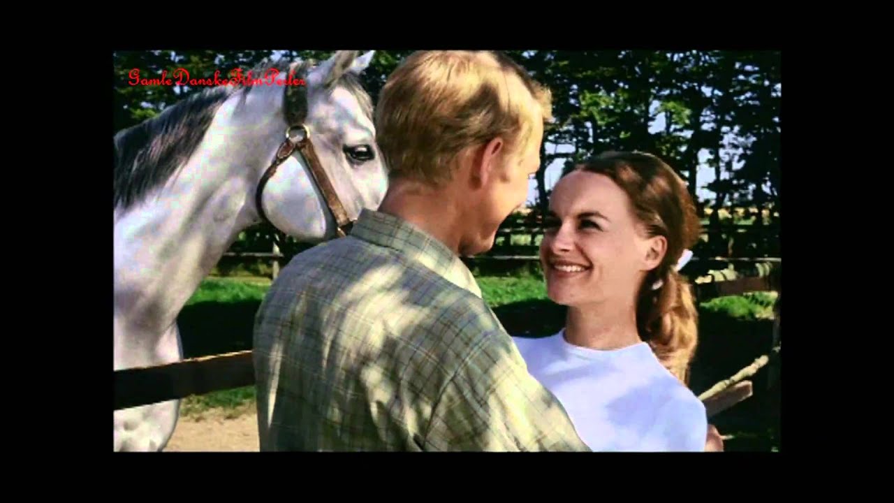 Morten Korch☀Krybskytterne på Næsbygaard☀Ib Mossin/Ole Neumann - YouTube