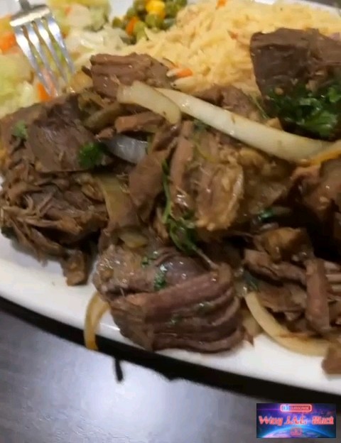EXOTIC CAMEL MEAT WITH RICE & VEGGIES FROM HAMDI RESTAURANT !!!🐫😱💯# ...