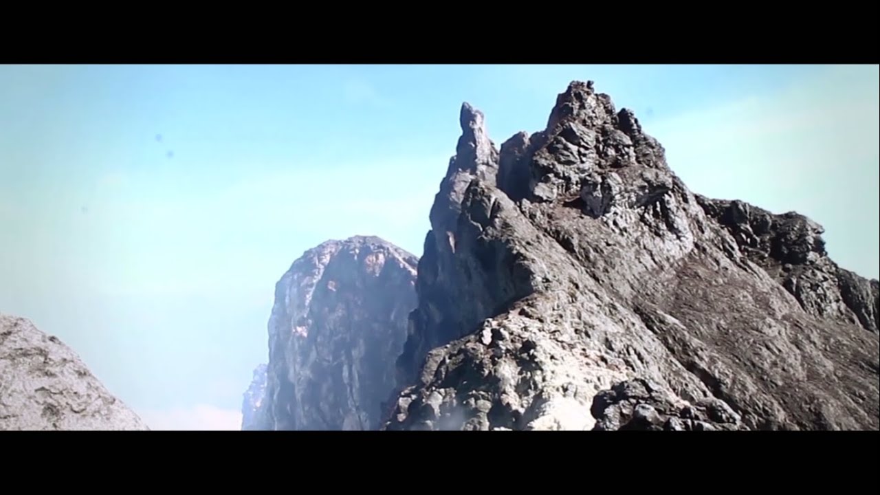 Puncak Gunung Merapi - YouTube