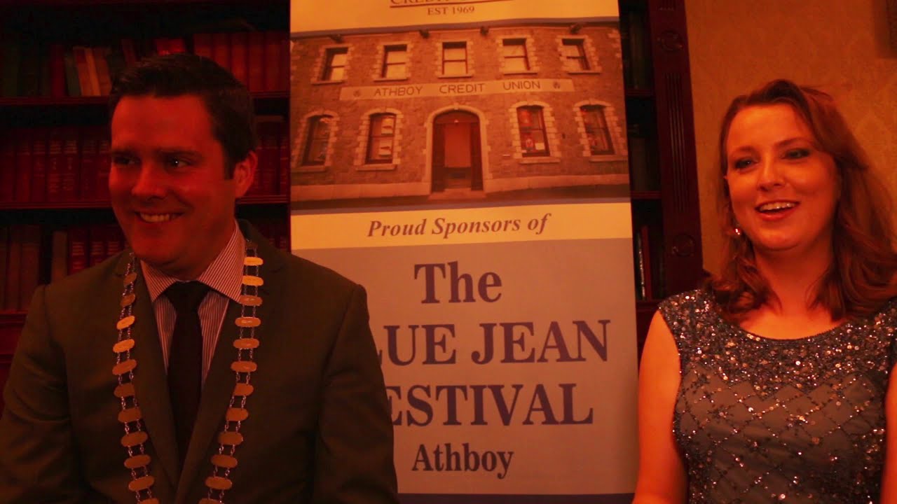 Macra President talks about The Blue Jean Country Queen Festival - YouTube