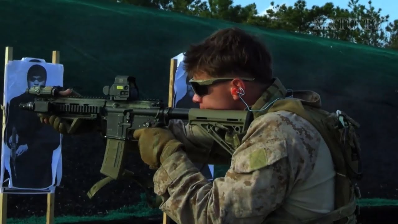 3D Reconnaissance Battalion's Close and Long Range Shooting Training at ...