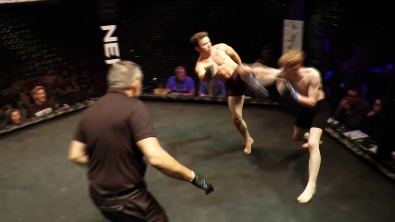 Caleb Austin vs. Corey Richards - YouTube