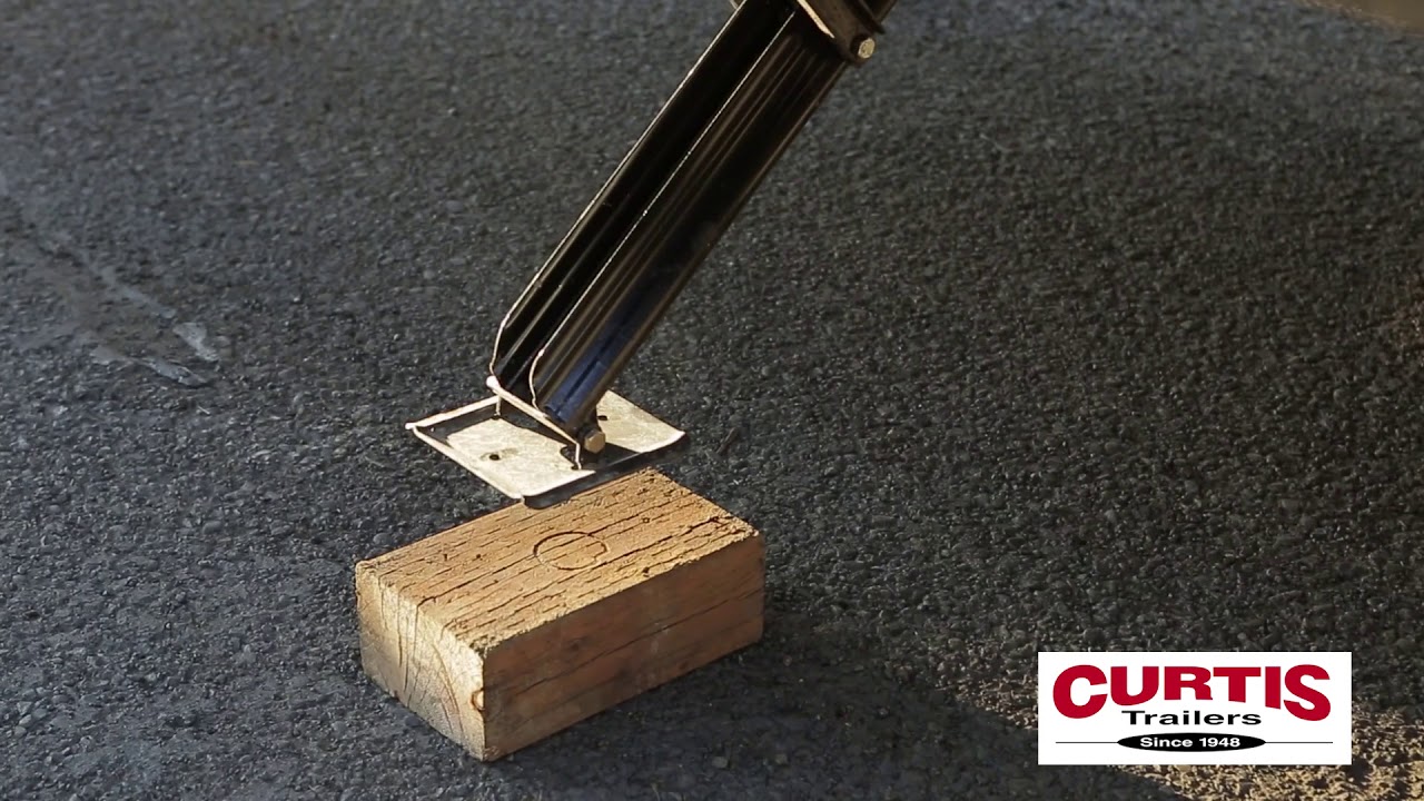 RV Dealer, Curtis Trailers - BAL Electric Leveling System - YouTube