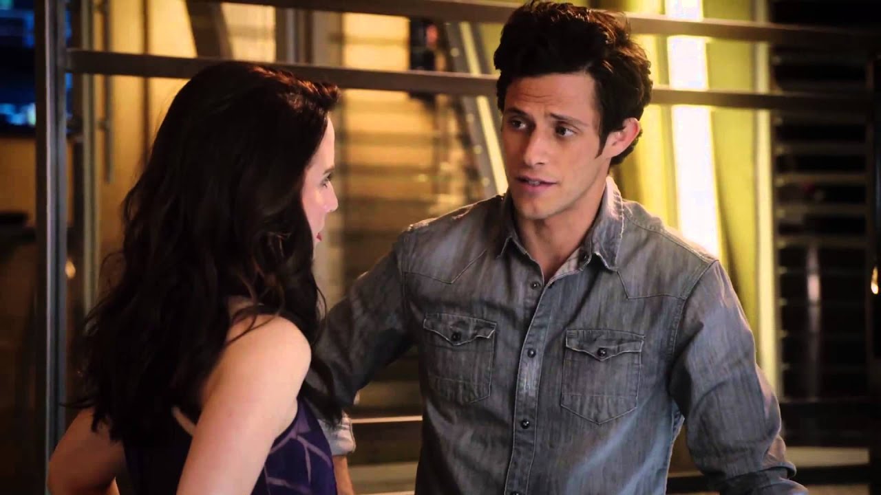 Stitchers Camille & Cameron Sneak Peek 1x10 - YouTube