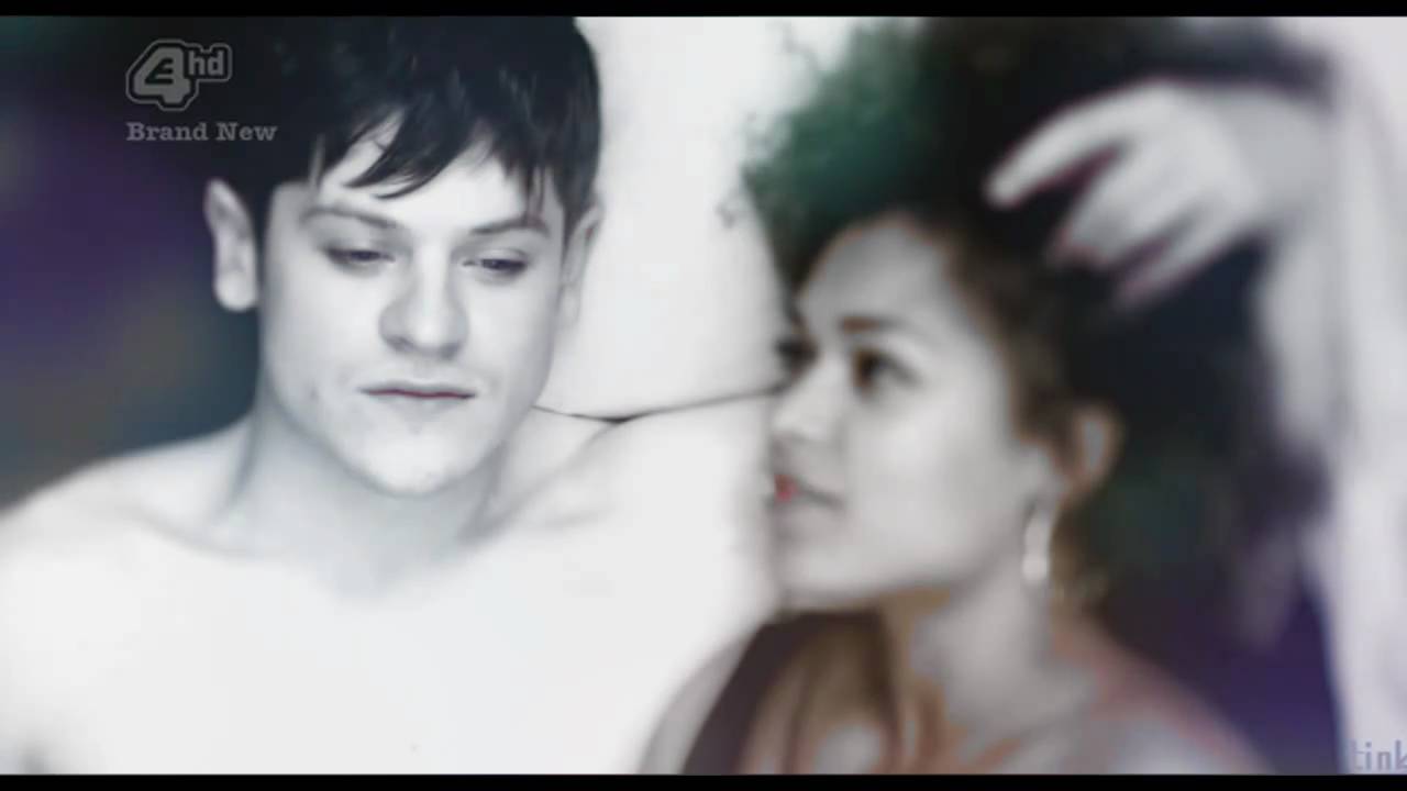 Let It Play Out ~ Future Simon / Alisha / Simon (Misfits) - YouTube