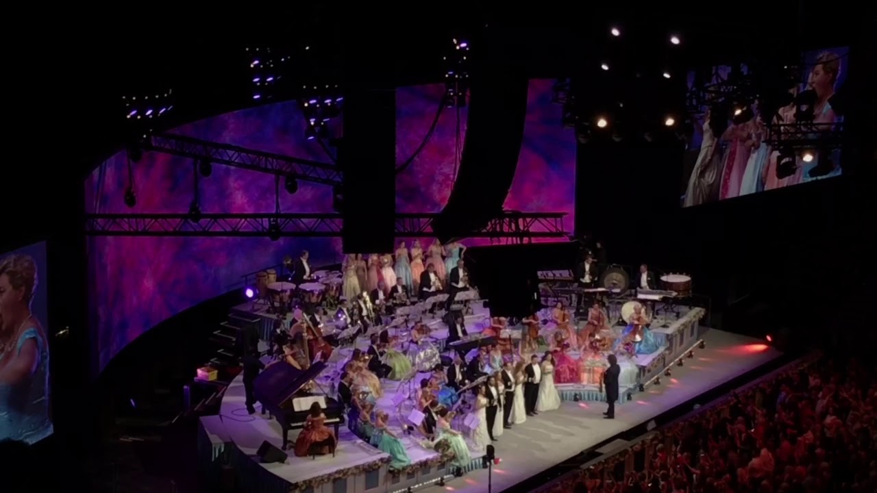 André Rieu - Libiamo live in Sofia 2018 - YouTube