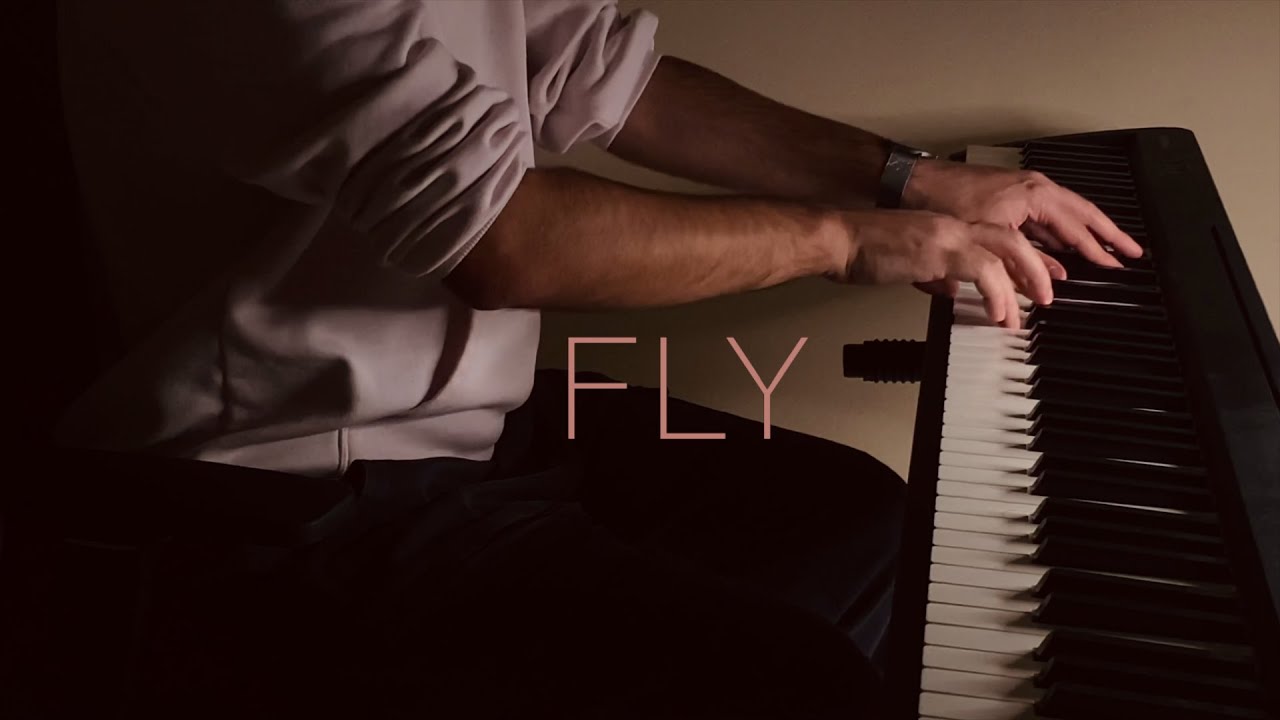 Ludovico Einaudi - Fly | Emotional Piano Music - YouTube