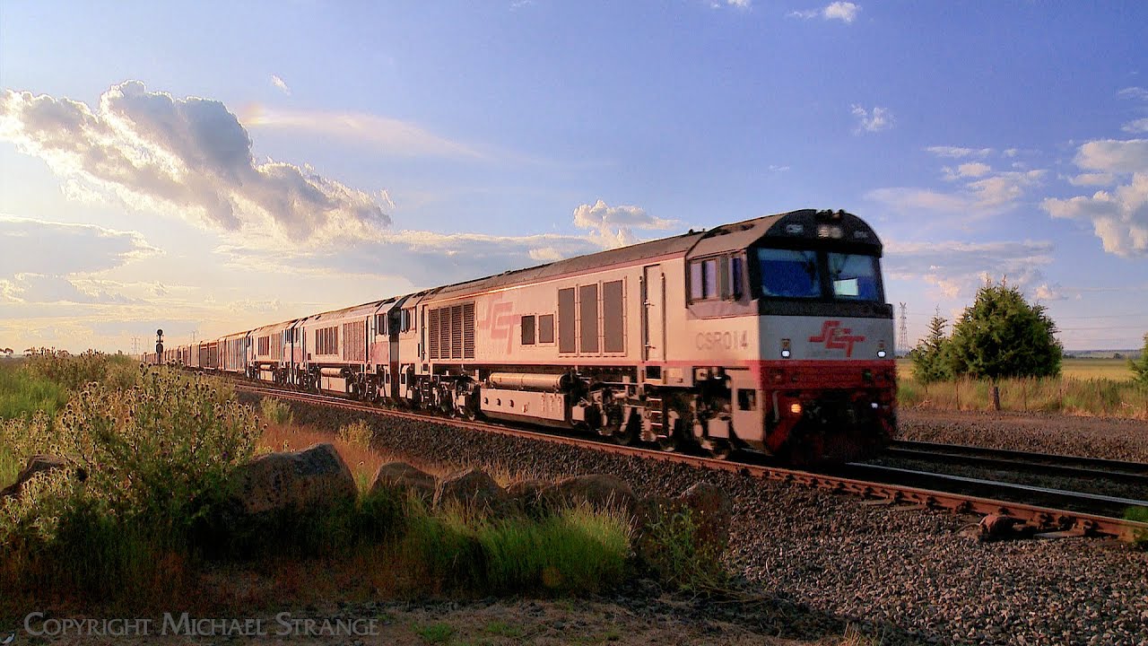 4PM9 SCT Freight Train With 101 Boxcars, Containers & BlueScope Steel ...