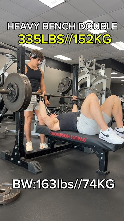 BIG BENCH DOUBLE💨💨💨 #gym #liftheavy #powerlifter #lifting #fyp #shorts #explore - YouTube