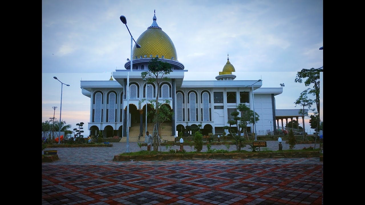 Masjid At-Taqwa Paciran Lamongan (Wajah Baru) Di Lihat Dari Sisi Lain ...