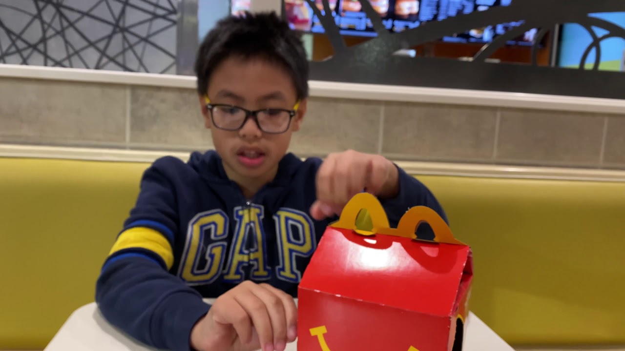 DISNEY PIXAR ONWARD NEW TOYS: IAN LIGHTFOOT + HIS TRUCK TOYS - YouTube