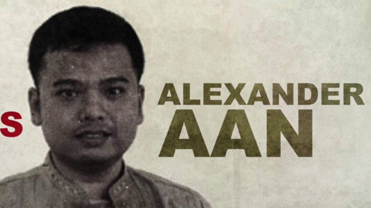 Kasus Alexander Aan - YouTube