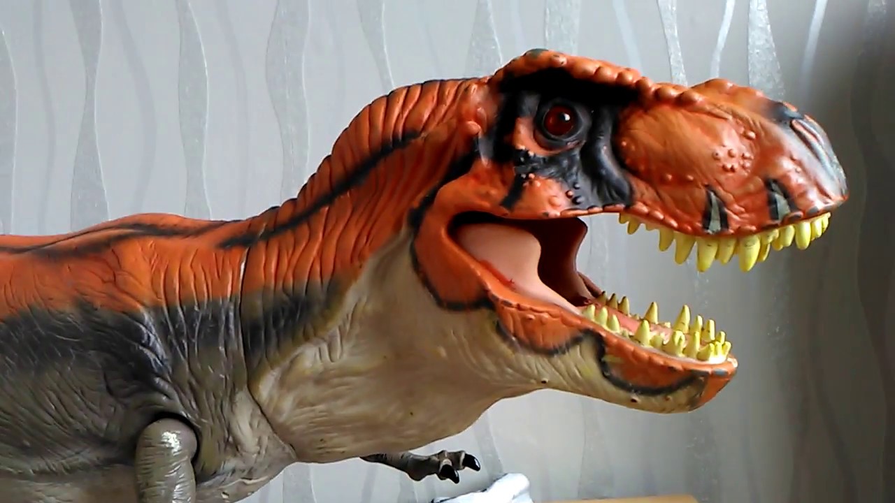 Jurassic Park Hasbro 2K9 Bull T Rex Review - YouTube
