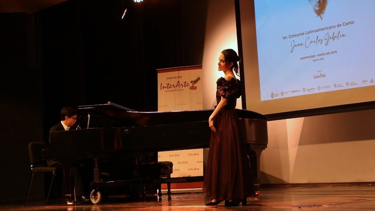 Meine Lippen sie küssen so heiß ("Giuditta") - F. Lehár - Sofía Rasmussen & Gonzalo Techera ...