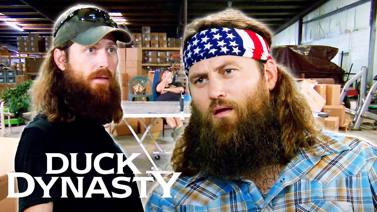 PING PONG COMPETITION GOES WILD (Season 2) | Duck Dynasty - YouTube
