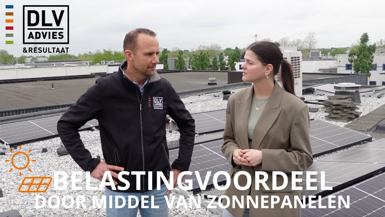 Zonnepanelen geïnstalleerd op hoofdkantoor DLV Advies - YouTube