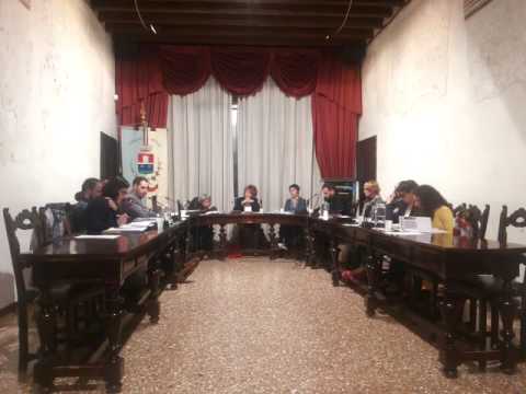 Intervento Sara Celli su questione antenna - YouTube