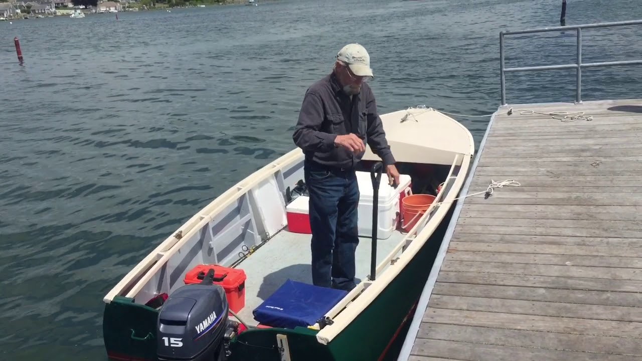 Boat boarding assist handle DIY, by Shaun Healy - YouTube