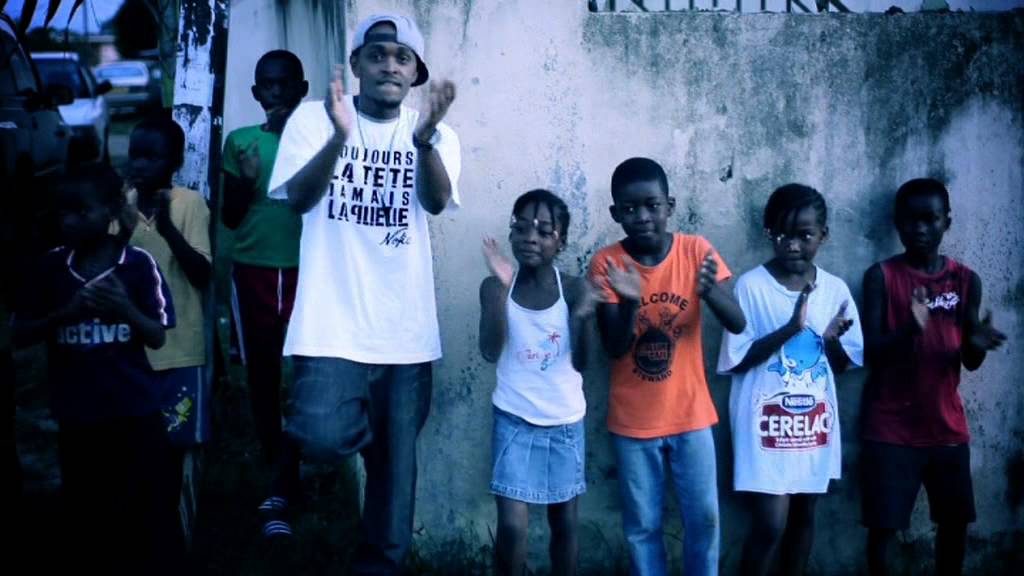 Sir OKOSS CLAP - YouTube