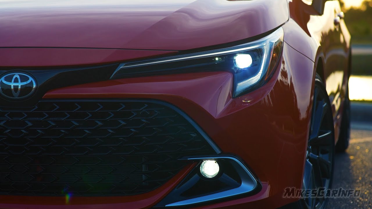 👉AT NIGHT: 2023 Toyota Corolla Hatchback XSE -- Interior & Exterior ...