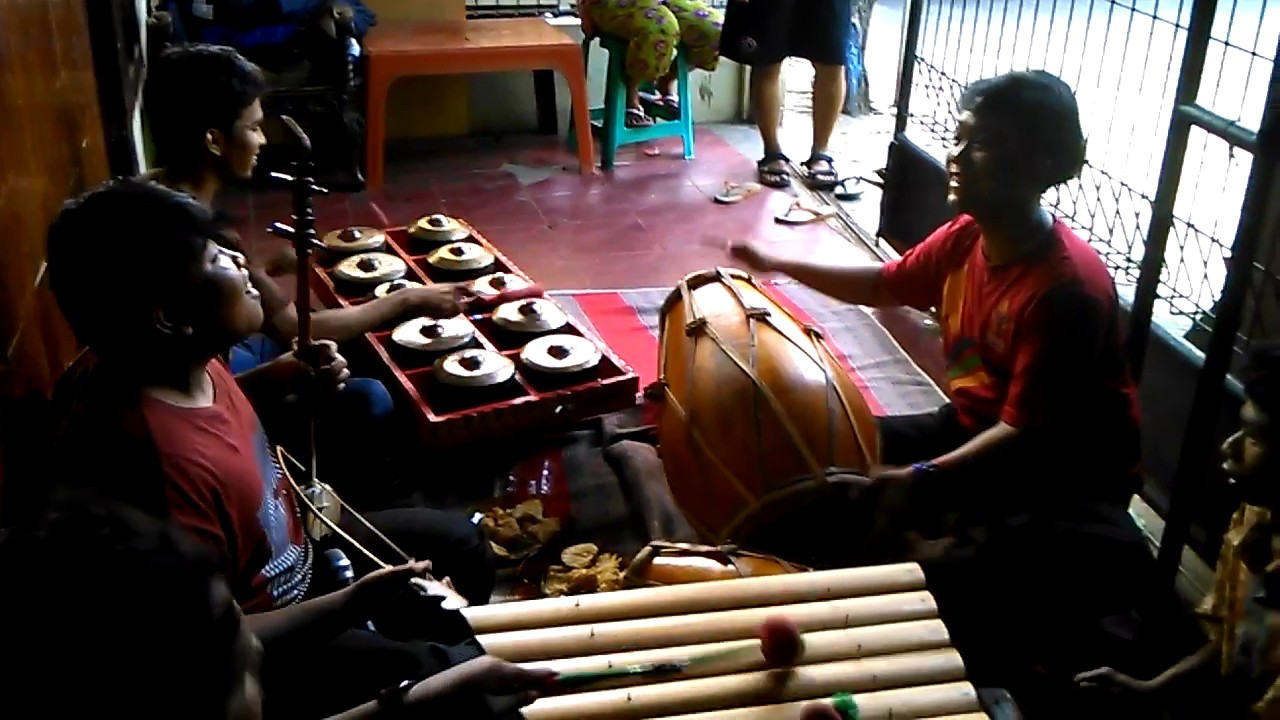 latihan instrument LENONG DENES "MARS 2" siswa smkn 57 karawitan - YouTube