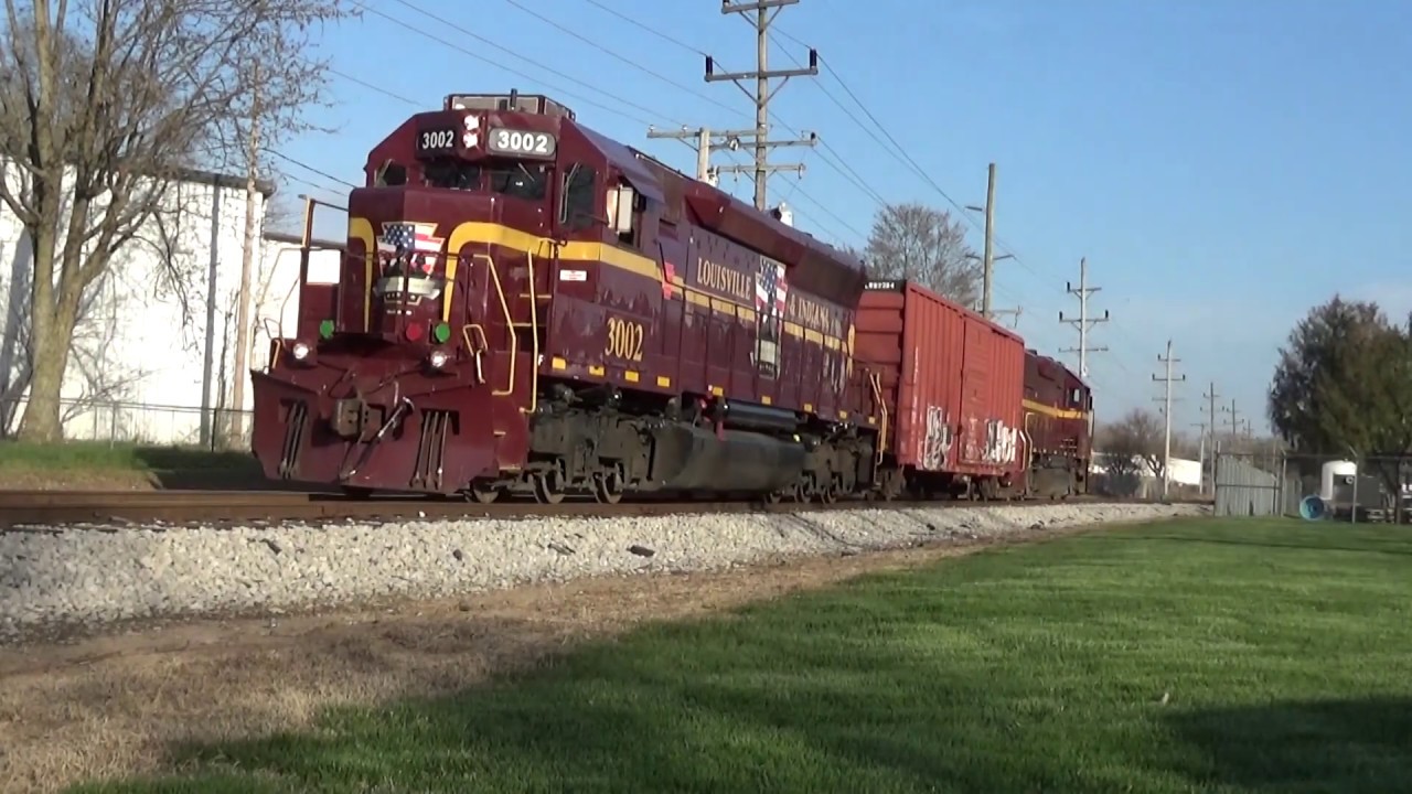 Louisville & Indiana Railroad Z550 Led By SD45 3002 Veterans Unit Mini ...